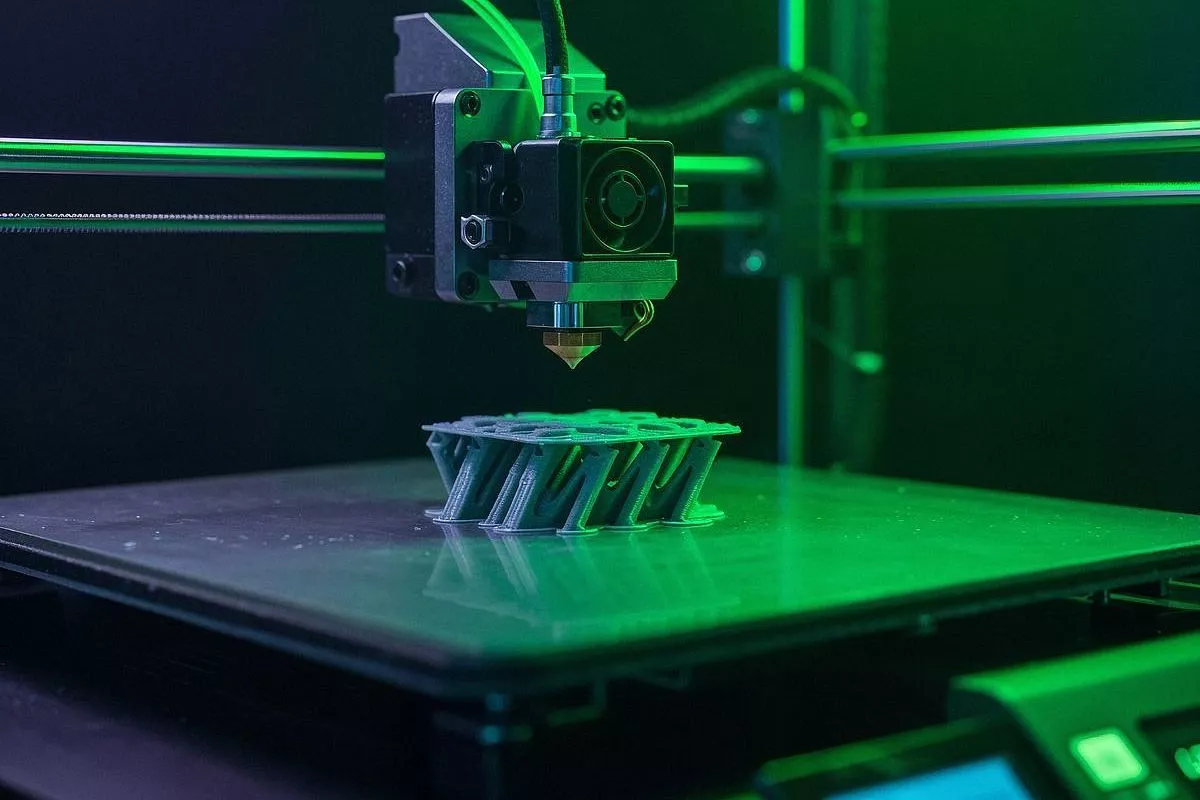 Российские учёные создали «умные» костные имплантаты с памятью формы ...